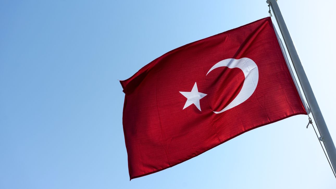 Οι ευχές της τουρκικής πρεσβείας στους Έλληνες για το Πάσχα - CNN.gr