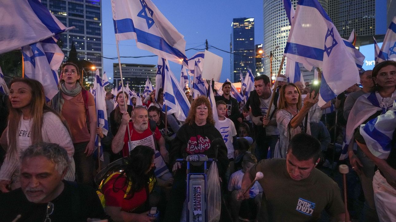 Ισραήλ: Ξανά στους δρόμους οι πολίτες για τη μεταρρύθμιση του ...
