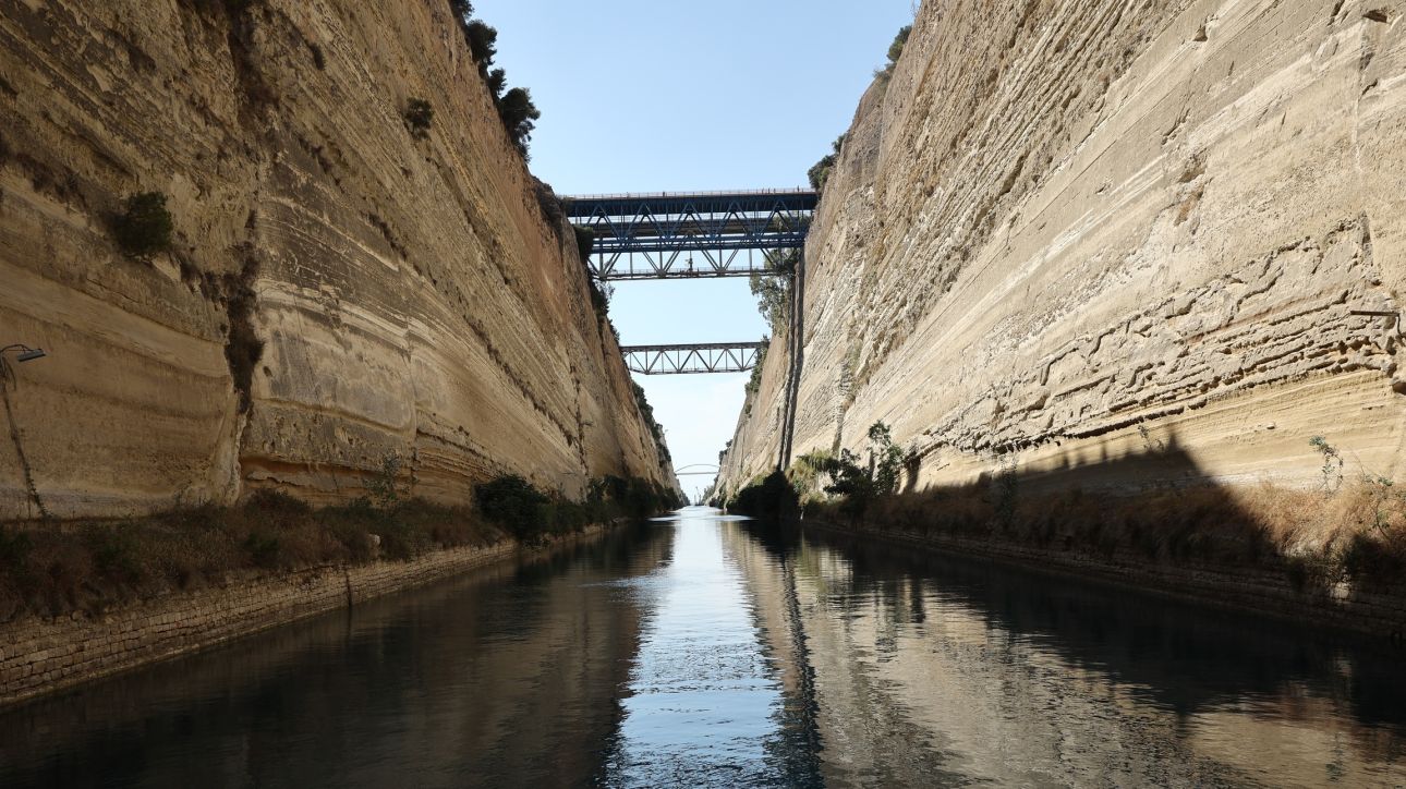 Ξανά ανοιχτή η διώρυγα της Κορίνθου από την 1η Ιουνίου - CNN.gr
