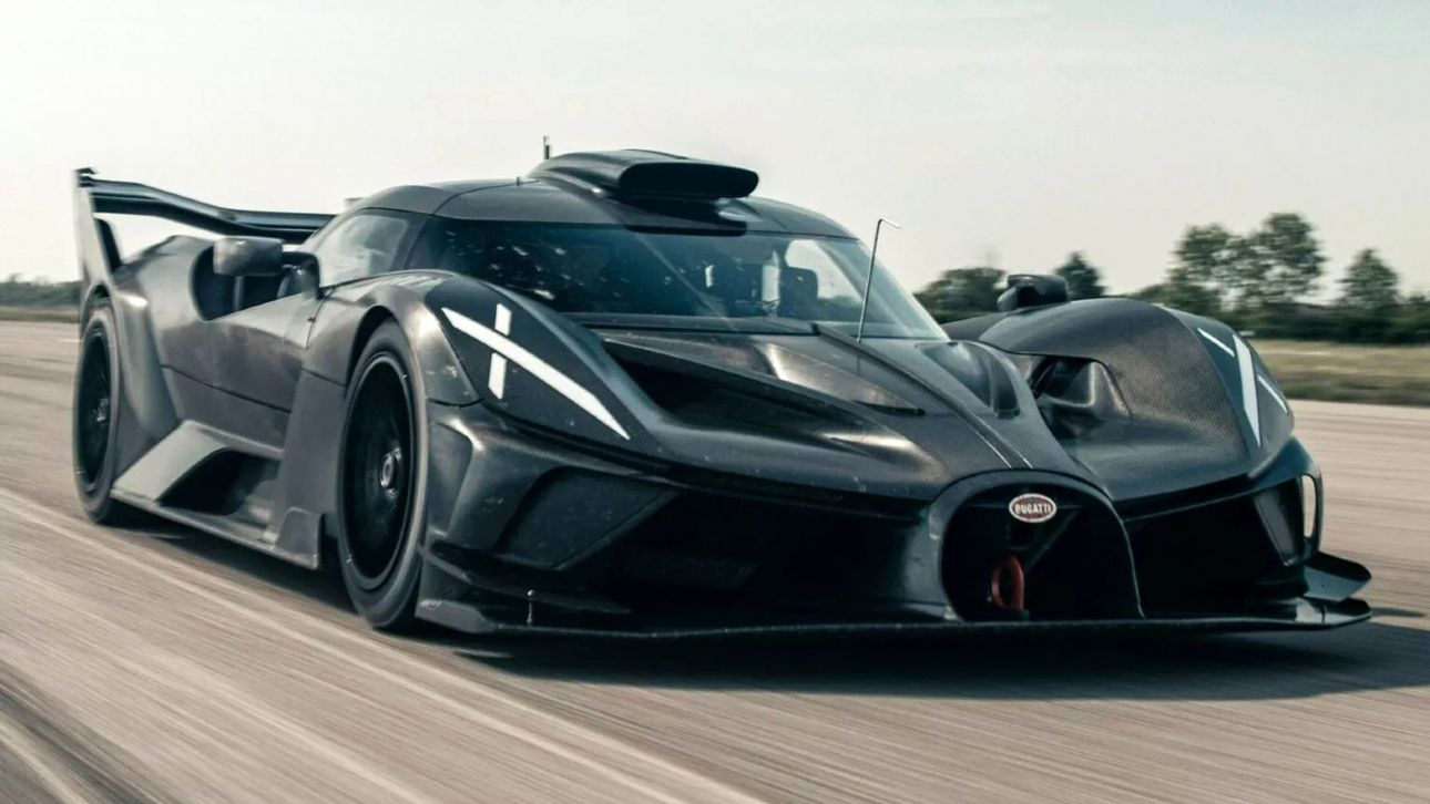 Η Bolide είναι η πιο ακραία Bugatti - CNN.gr