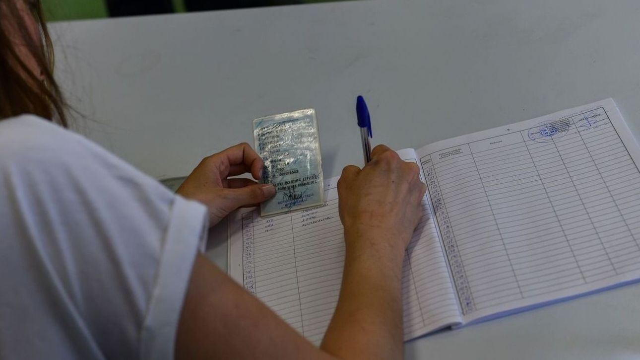 Εκλογές 2023: Πώς θα ψηφίσουν όσοι δεν έχουν ταυτότητα - CNN.gr
