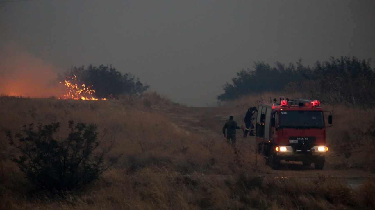 Προβληματισμός για τις 14 ταυτόχρονες πυρκαγιές στον Έβρο - Στη ...