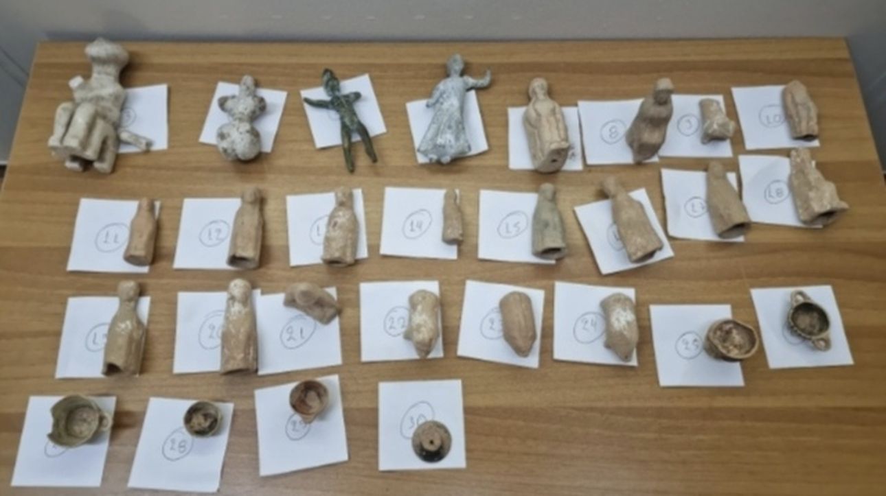 Η ΕΛΑΣ απέτρεψε αγοραπωλησία αρχαιοτήτων - Κατασχέθηκαν 31 αρχαία ...