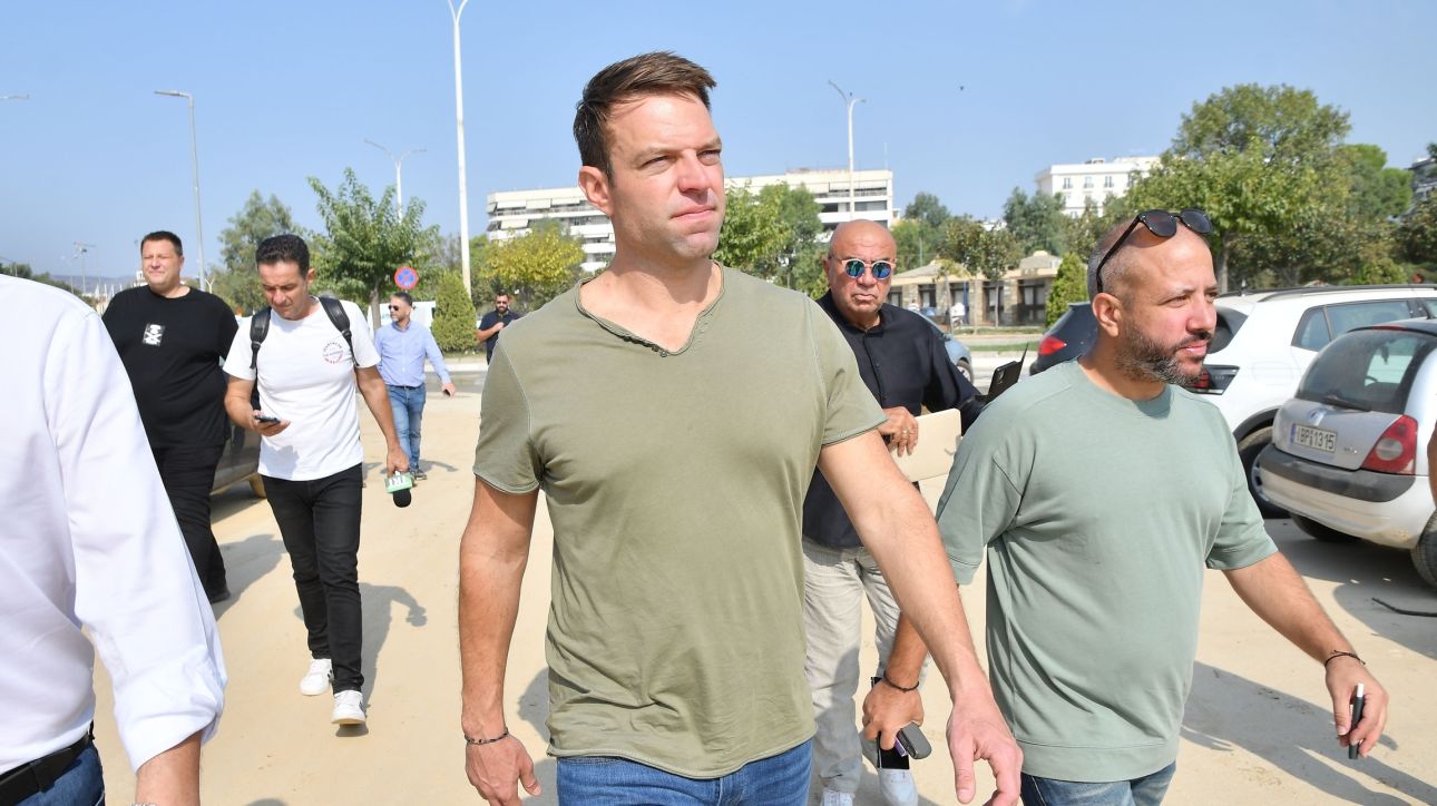 Επίθεση Κασσελάκη σε Μητσοτάκη: «Ο κύκλος των ανεύθυνων πρωθυπουργών ...