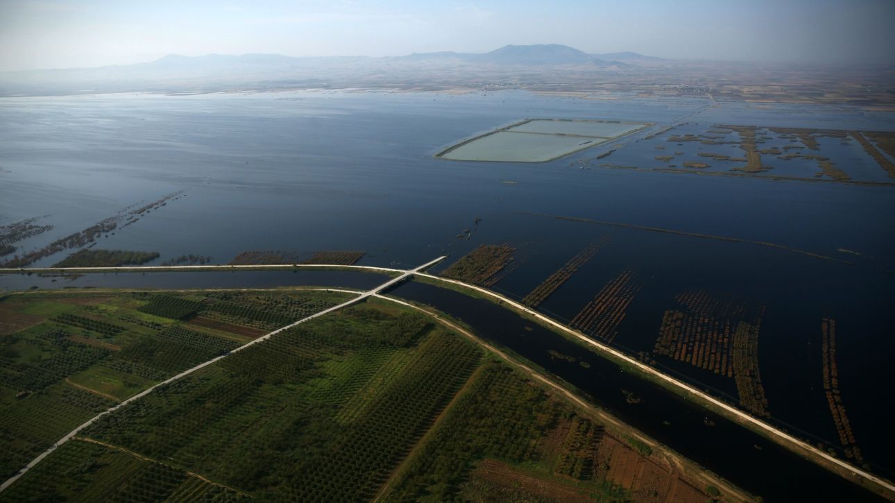 Δορυφορικές εικόνες από την εξέλιξη των πλημμυρών στον κάμπο της ...