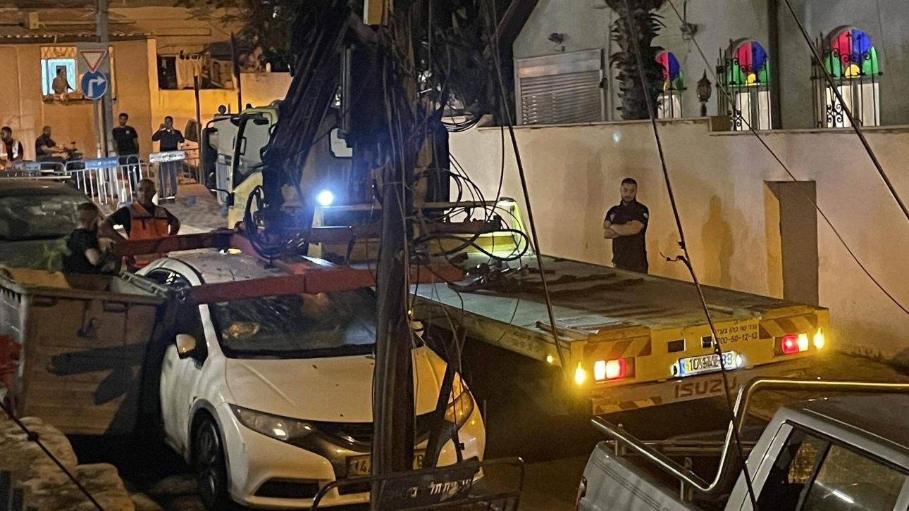 Τελ Αβίβ: Θραύσματα ρουκέτας της Χαμάς έπεσαν σε σπίτι - Δύο σοβαρά ...