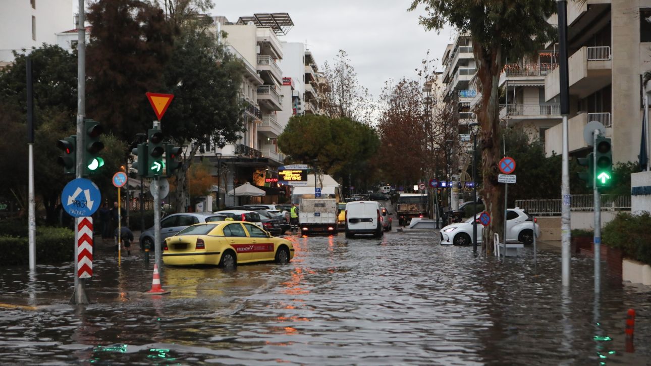 Καιρός: Βροχές και καταιγίδες με μικρή πτώση της θερμοκρασίας για ...