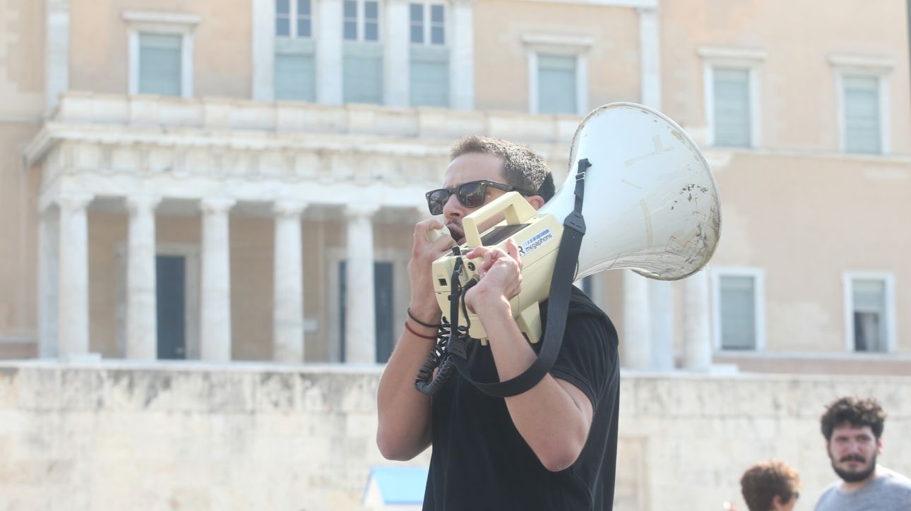 Γενική 24ωρη απεργία στις 17 Απριλίου κήρυξε η ΓΣΕΕ - CNN.gr