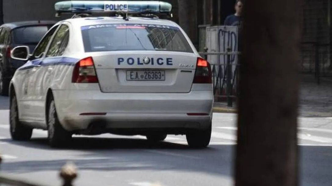 Θεσσαλονίκη: Χειροπέδες σε απότακτο αστυνομικό - Εμπλέκεται σε απόπειρα ...