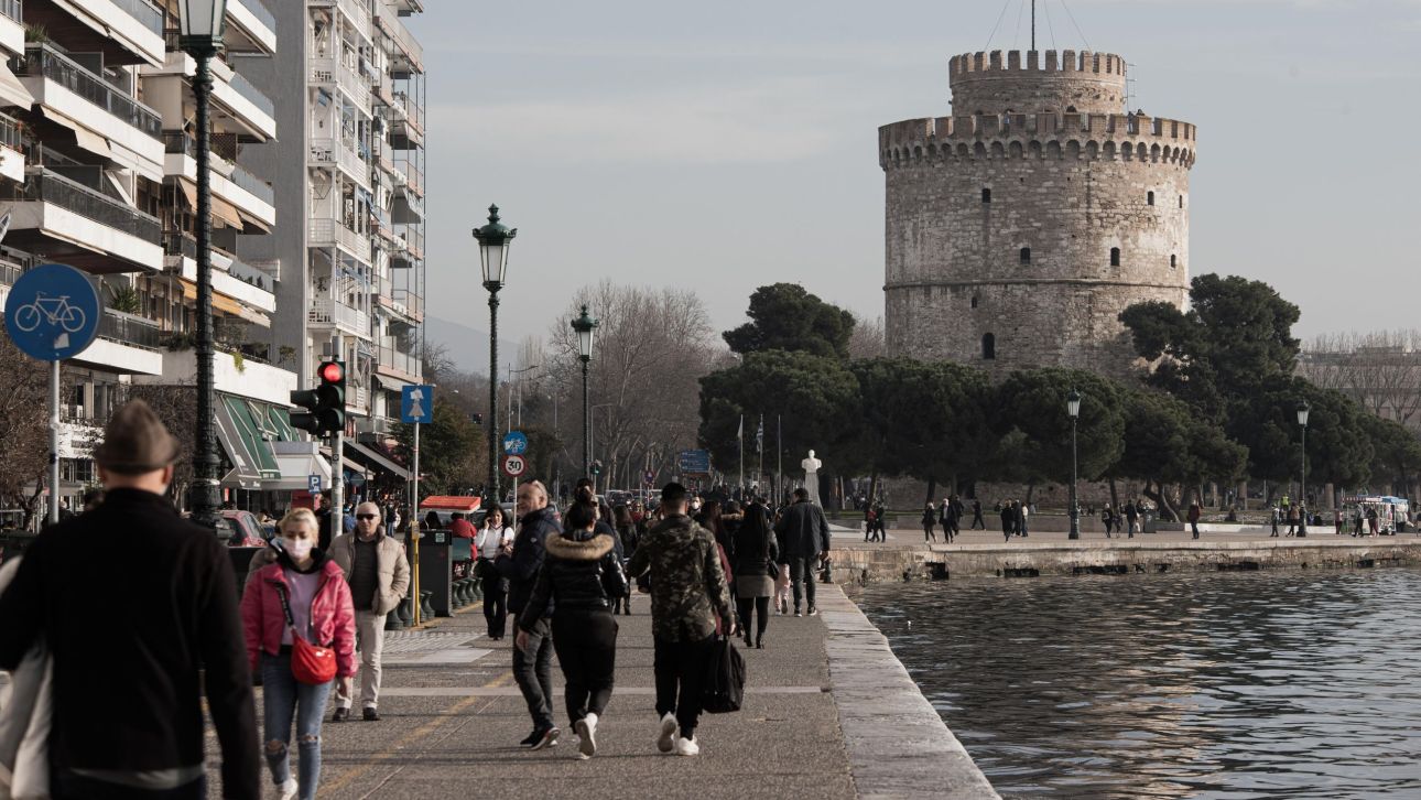 Επιχείρηση αντιγκράφιτι και καθαρισμού του παραλιακού μετώπου της ...