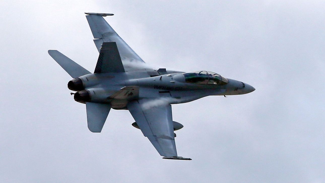 Αμερικανικό αεροσκάφος F/A-18 Hornet συνετρίβη στην Ουάσινγκτον - Σώος ...